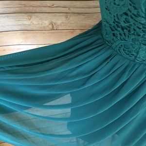 Kiwi Tucker | Dresses | Kiwi Tucker Lace Bodice Tulle Skirt Dress ...